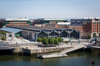 CHQ | offering food, wifi and space